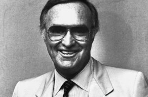 Lenny Hirshan: Early life, Career, And Marriage to Susan Dey - Paper Size